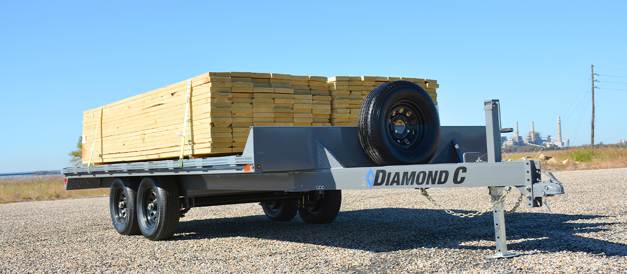 Equipment & Tilt Trailers - Diamond C Trailers