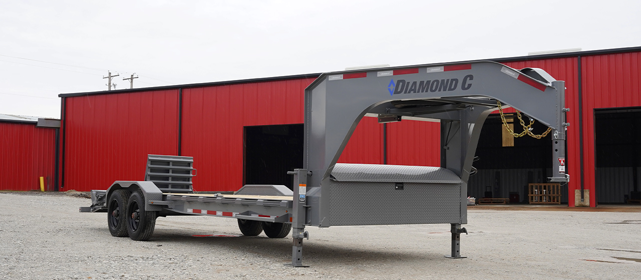 LPX-GN: Gooseneck Equipment Trailer - Diamond C Trailers