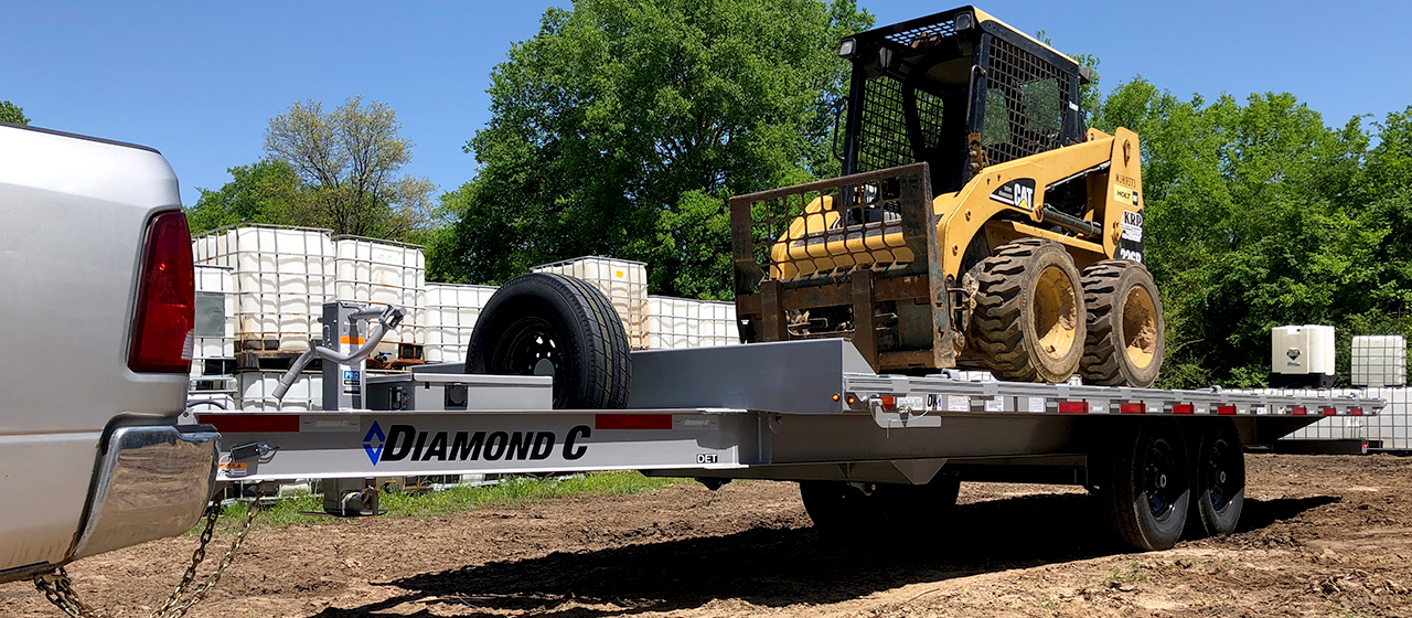 The Ultimate Equipment & Tilt Trailer Buyer's Guide - Diamond C Trailers