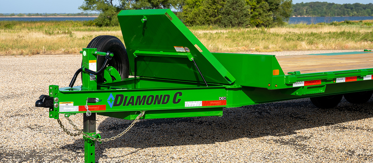 HD V-Tongue Lid - Storage - Diamond C Trailers